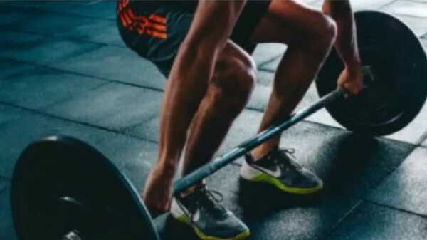 Tertimpa Barbel 60 Kg di Leher, Atlet Angkat Besi Meninggal karena ...