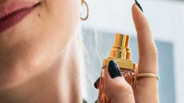 Proses, Manfaat, Cara Memilih dan Tips Memakai Parfum yang Tepat ...